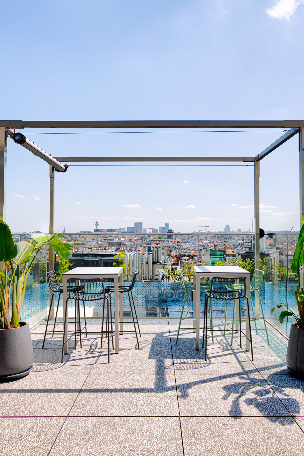 Hoch hinaus: Unsere liebsten Rooftop-Bars in Wien - Wienerin